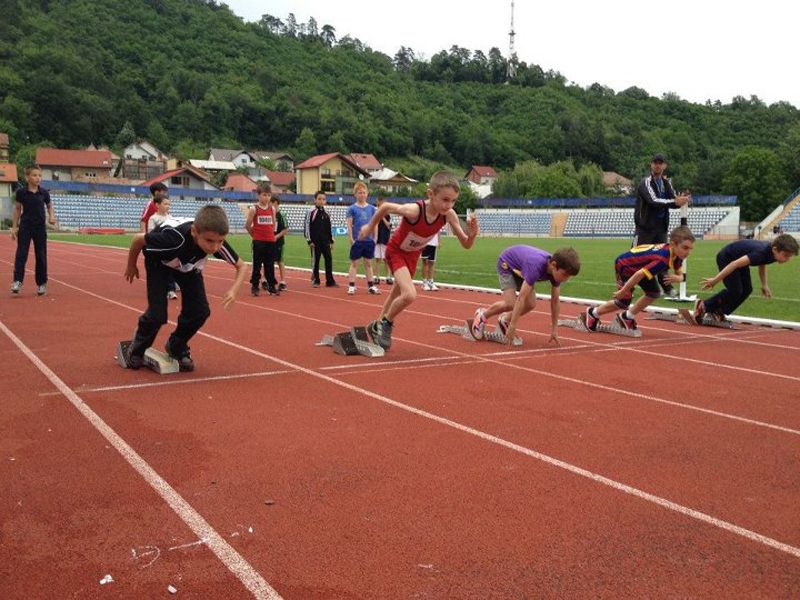 Două medalii de bronz pentru atleţii de la CSS Caracal | Gazeta Nouă