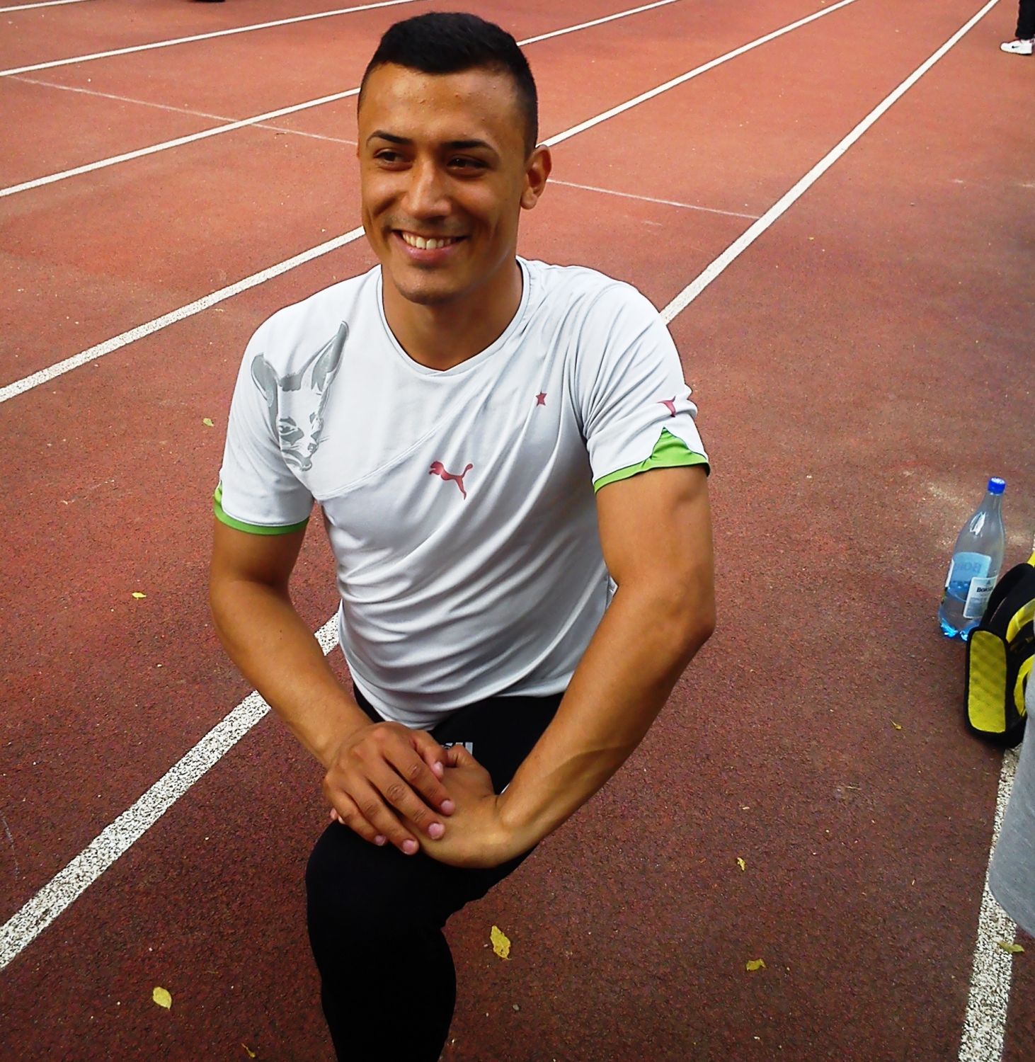 Atleţii de la CSM Slatina aleargă pentru medalii pe Stadionul „Nicolae ...