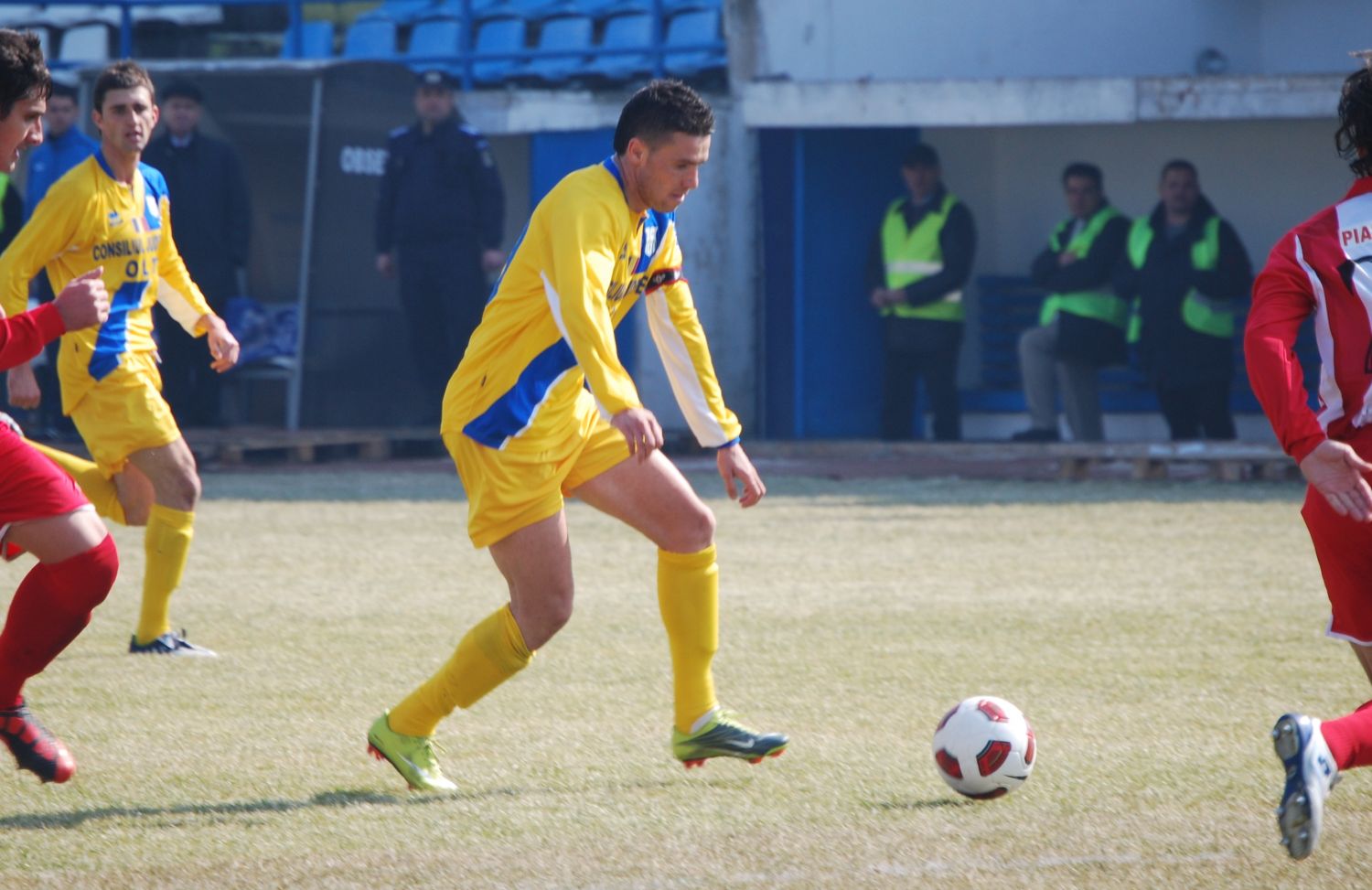 Precup spune pas proiectului AS Milcov. FC Olt renaşte la Horezu ...