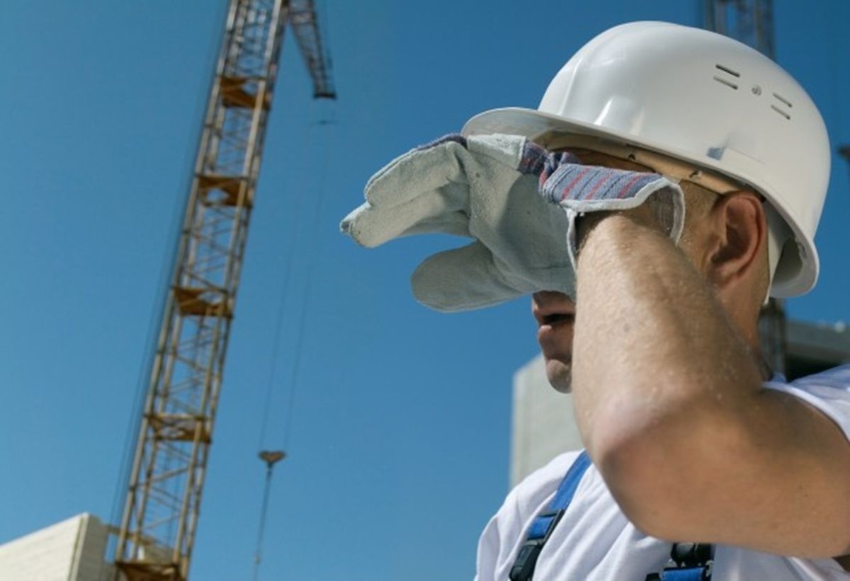 Peste 50 de olteni, diagnosticaţi cu boli profesionale. Cei mai mulţi ...