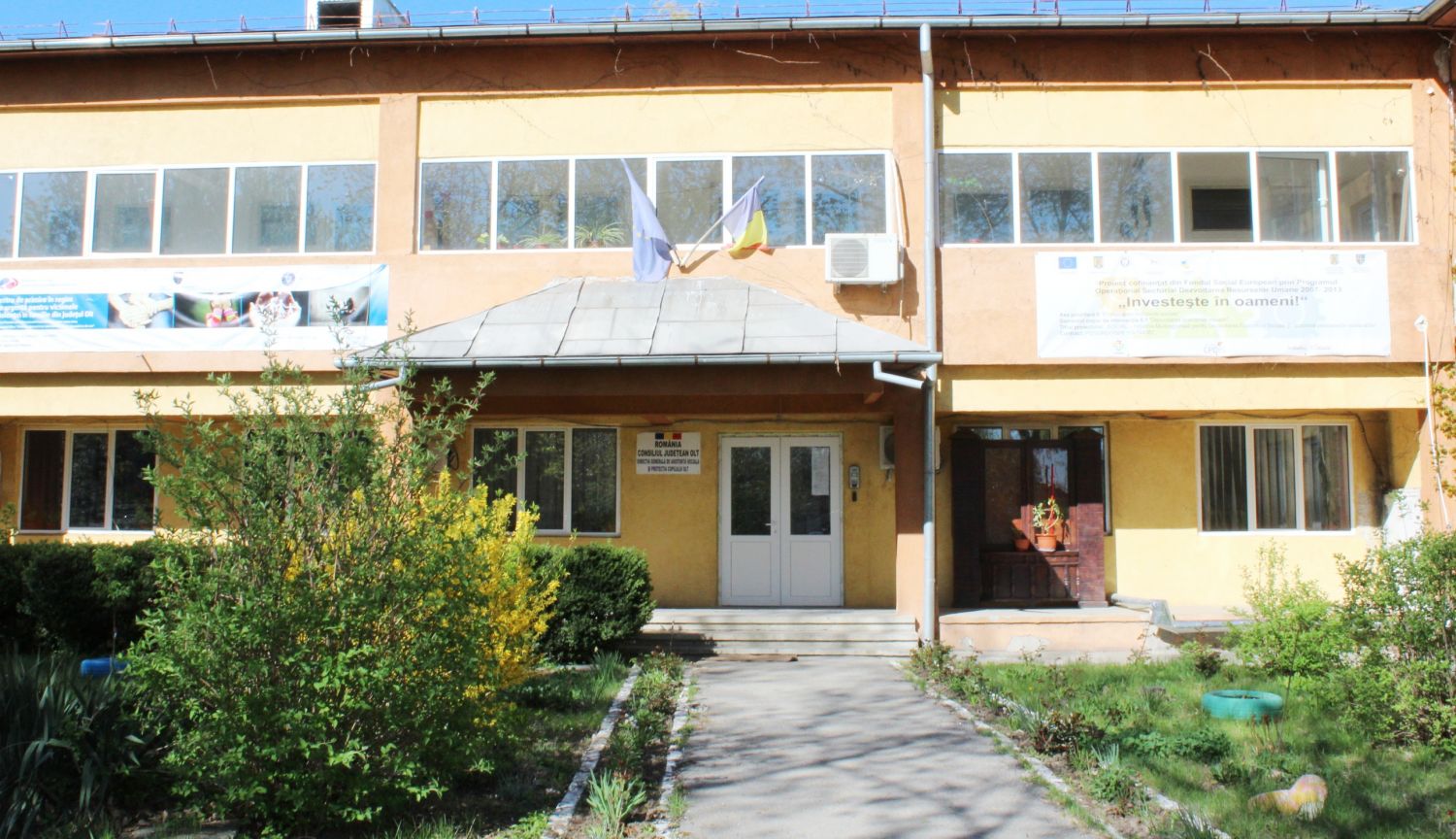 DGASPC Olt vrea să angajeze o sută de asistenţi maternali. Ce condiţii ...