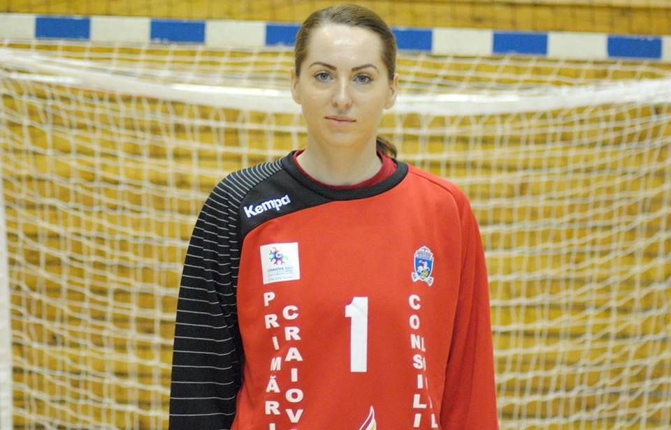Mirela Paşca, de la Măgura Cisnădie, noul portar al echipei CSM Slatina ...