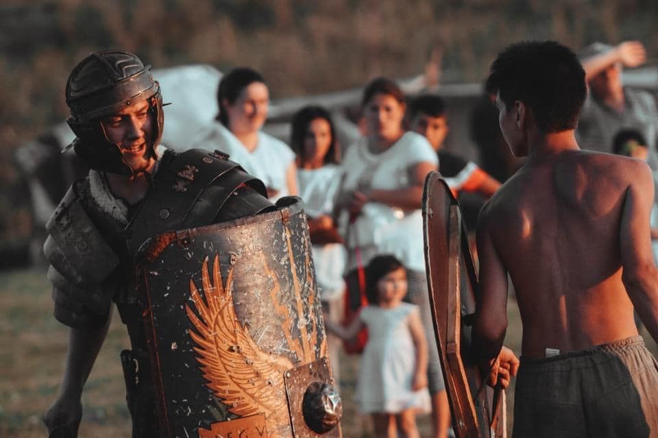 Participă la Romula Fest, în acest weekend, şi poţi pleca acasă cu 1. ...