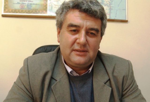Edilul din Drăghiceni, găsit incompatibil de ANI. Şi primar şi angajat ...