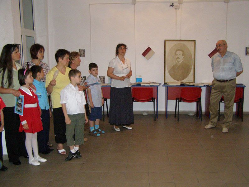 Revistă lansată de elevii ,,step by step” de clasa I | Gazeta Nouă